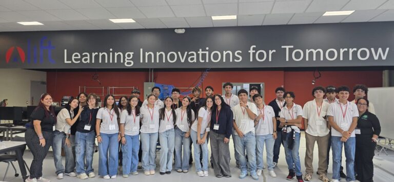 LIFT Puerto Rico Learning Lab Surpasses 1,000 Student Visitors - LIFT